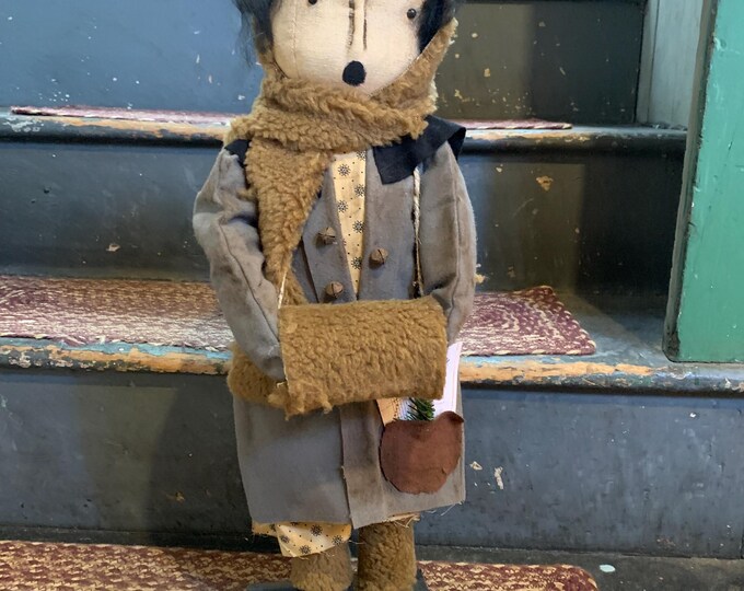 Handmade Primitive Caroler Woman - Etsy