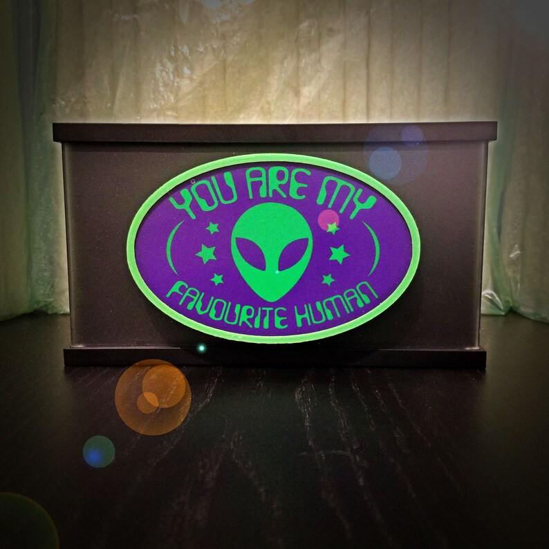 Alien ROXBOX Night Light - UFO Light - Alien Sign - Extraterrestrial ...