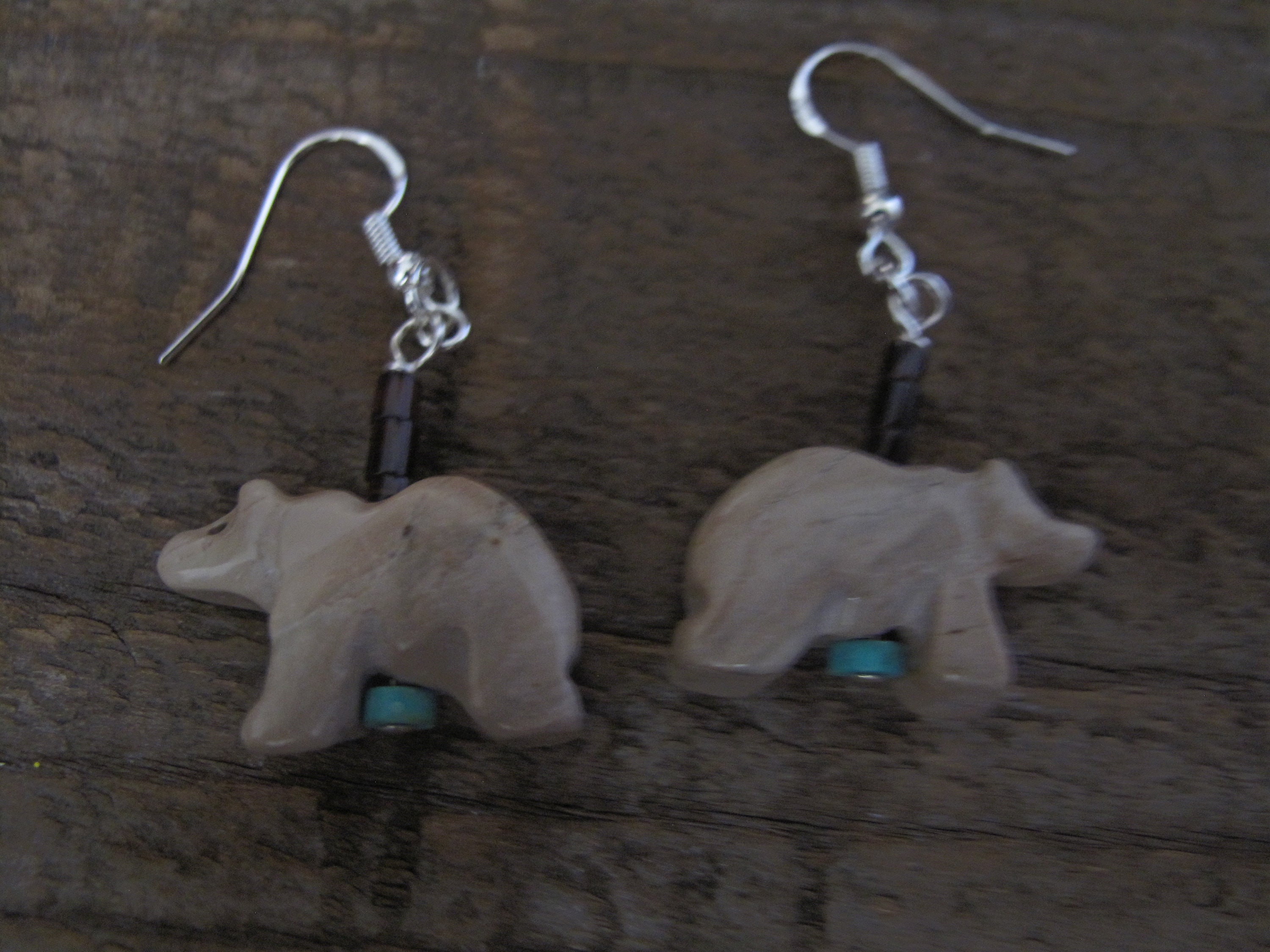 Vintage Early 80's Zuni Bear Fetish Earring Set - Hand Carved! - Etsy