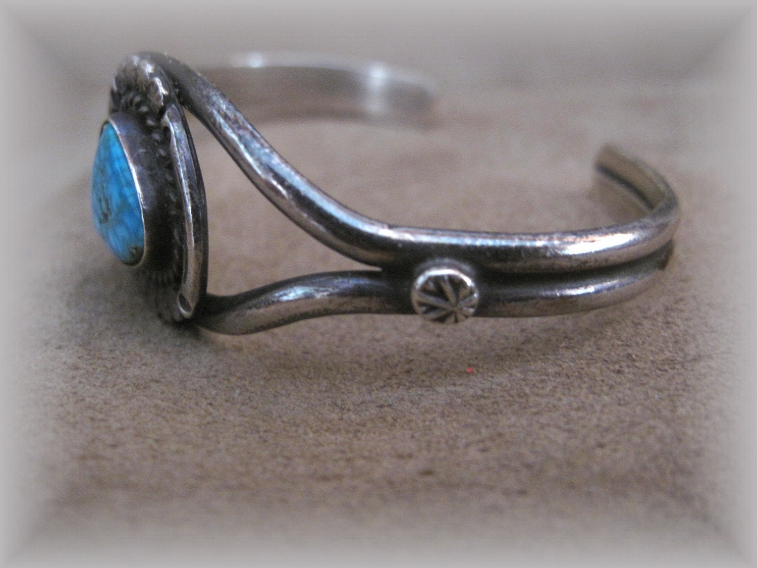 Beautiful Vintage Navajo Single Stone Cuff Bracelet With Stamping and ...