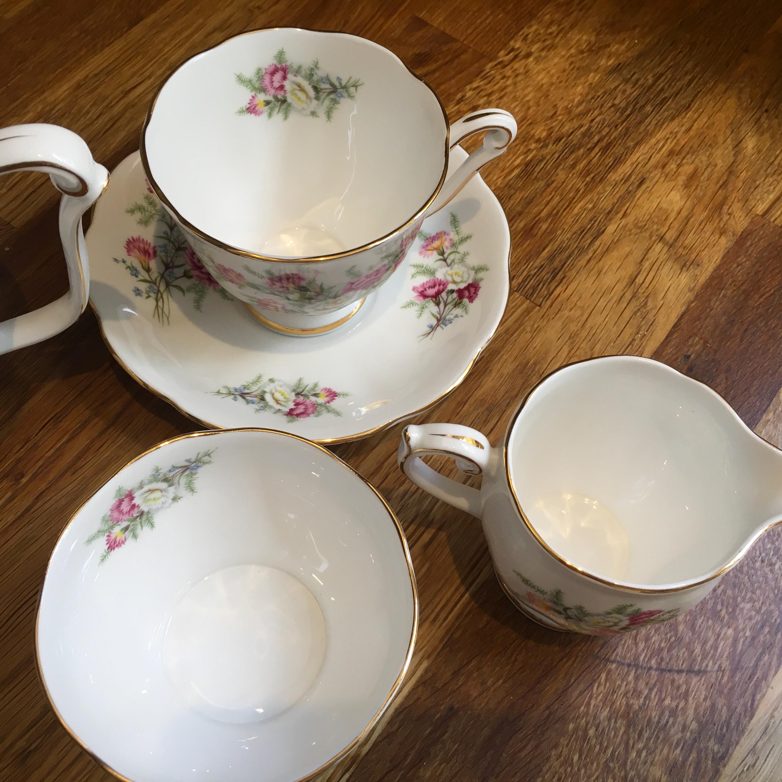 Vintage Queen Anne Tea Set - Etsy