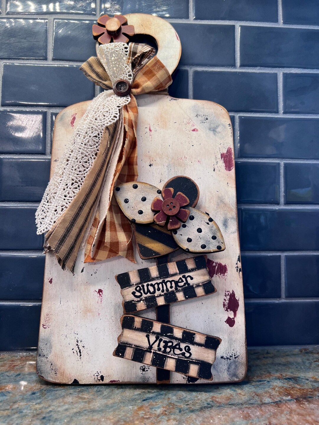 Bee Sign Board - Etsy