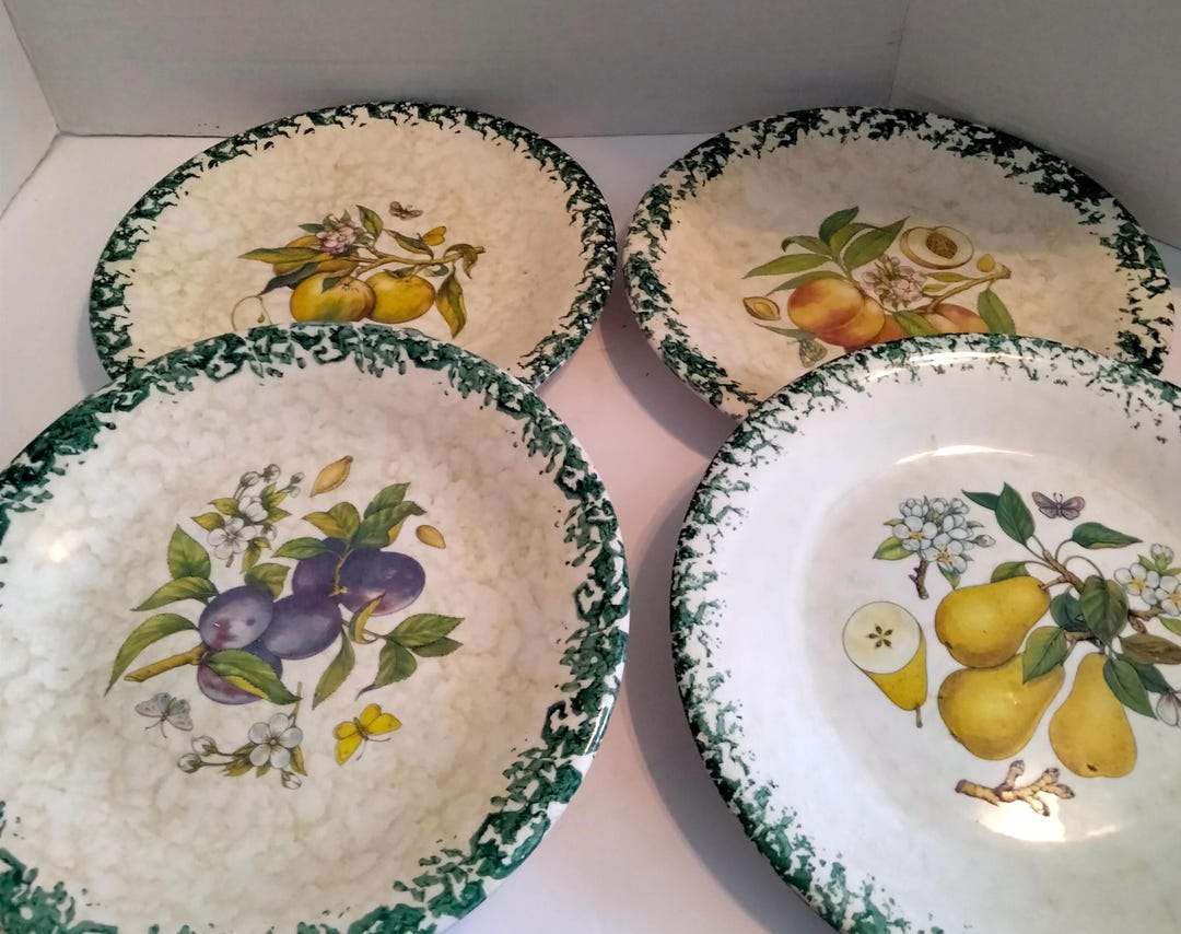 4 Himark Fruit Motif Made in Italy Sponged Scroll Dinner Plates Good ...