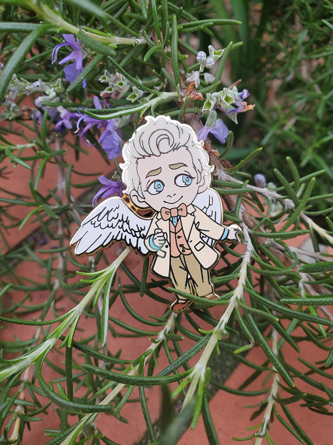 Good Omens Aziraphale and Crowley Hand Holding Enamel Pins - Etsy