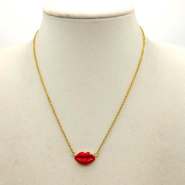 Red Lips Necklace - Etsy