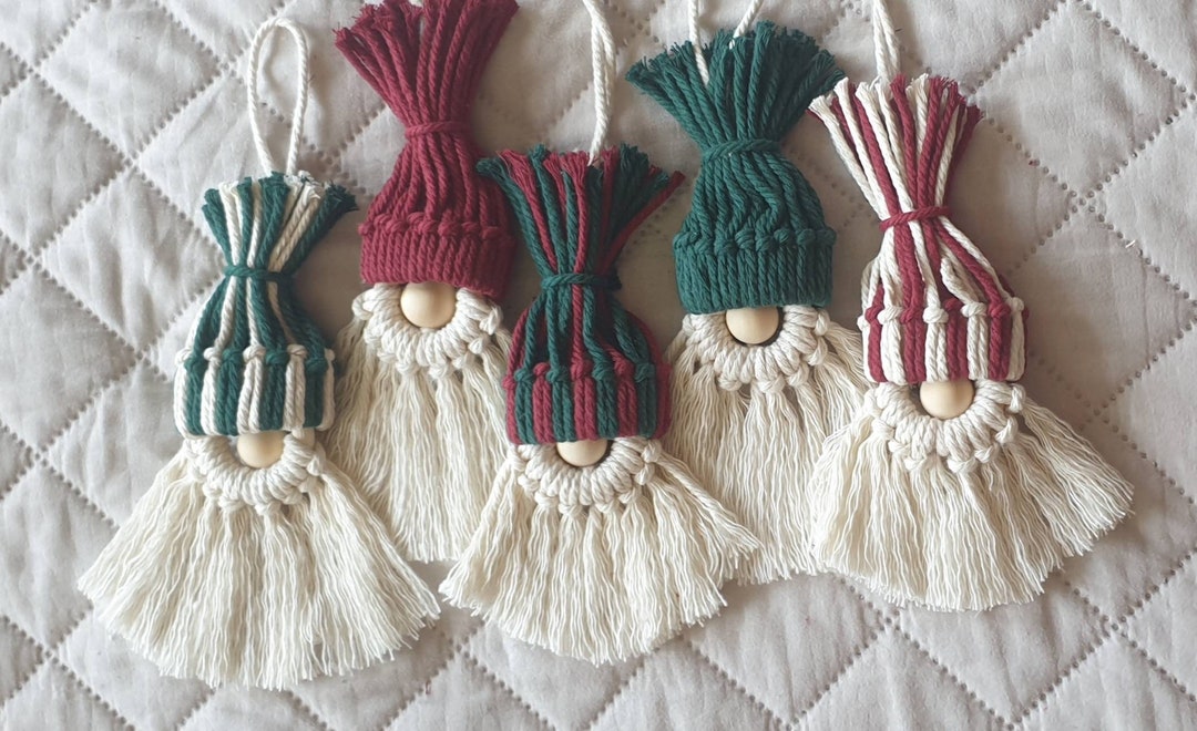 Macrame Santa Gonk - Etsy