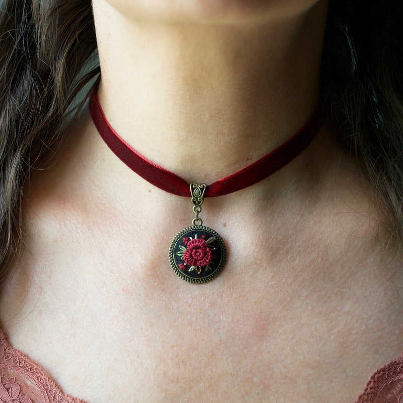 Flower Choker - Etsy