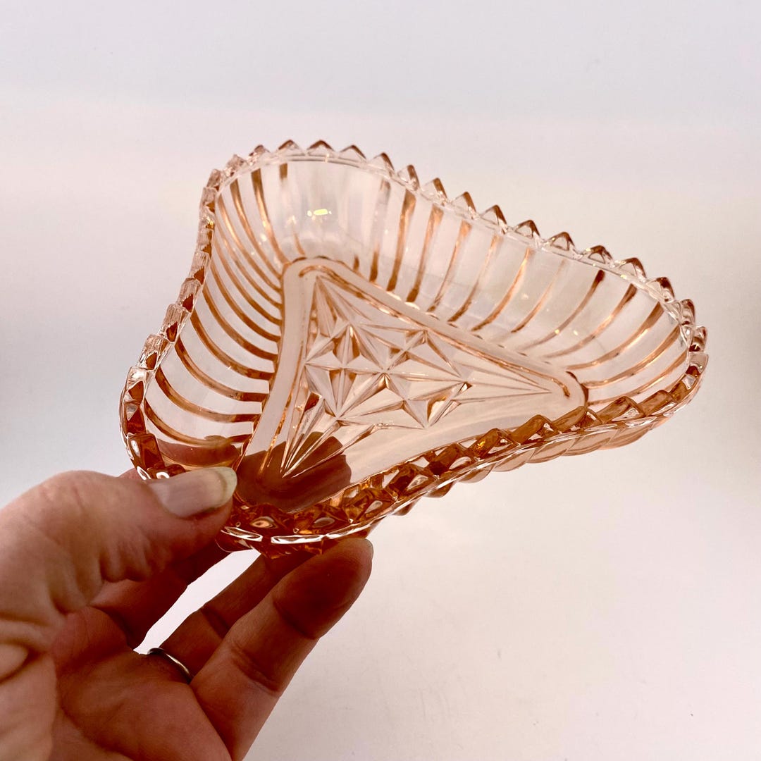 Pink Vintage Glass Triangle Sawtooth Candy/nut/condiment/trinket Dish ...