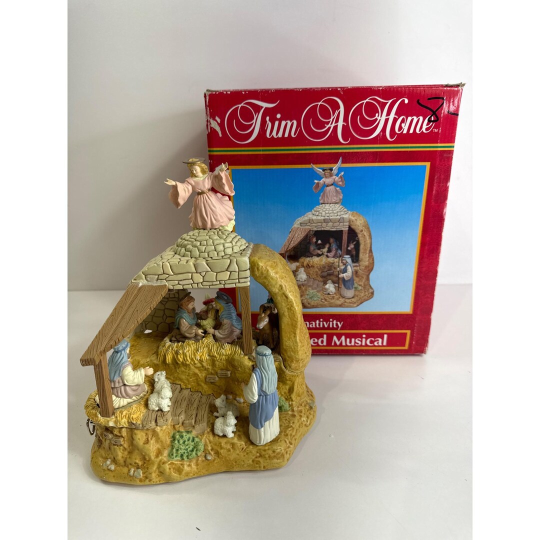 Trim A Home Mistletoe Magic Animated Christmas Musical Animated Musical ...