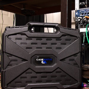 CASEMATIX Microphone Studio Case Fits up to 12 Mics Receivers and ...