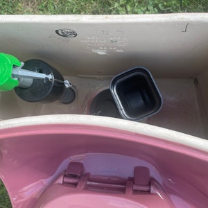 Unused Kohler Raspberry Puree (dark Pink) 1-pc Toilet (tank/bowl/seat ...