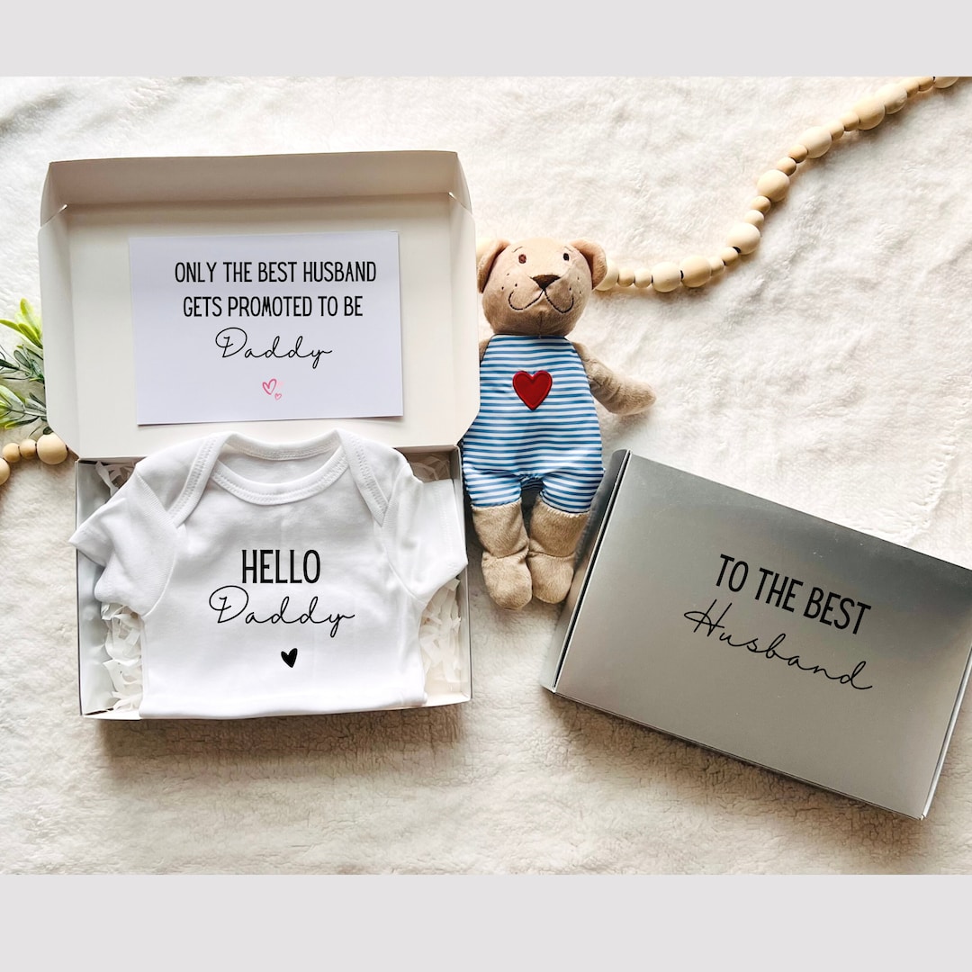 Pregnancy Announcement to Husband, Hello Daddy, Pregnancy Reveal Box ...