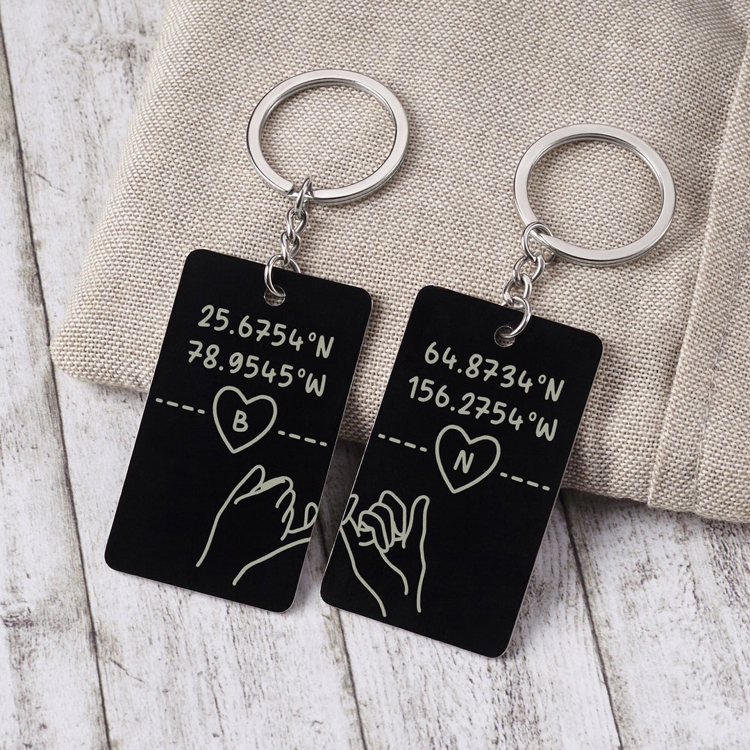 Personalized Couple Keychain Set Personalized Christmas - Etsy