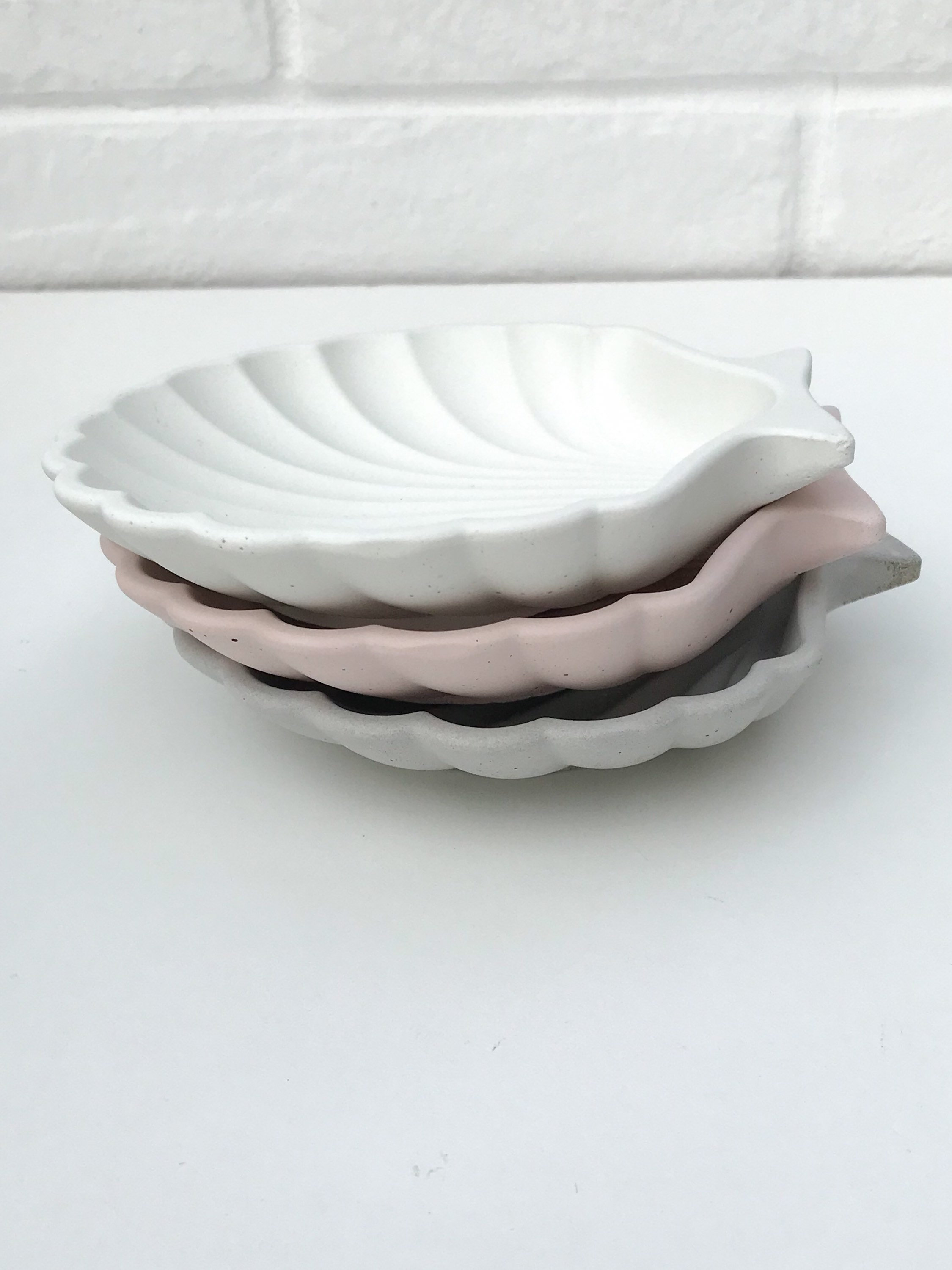 Concrete Clam Shell Dish Trinket Tray - Etsy UK