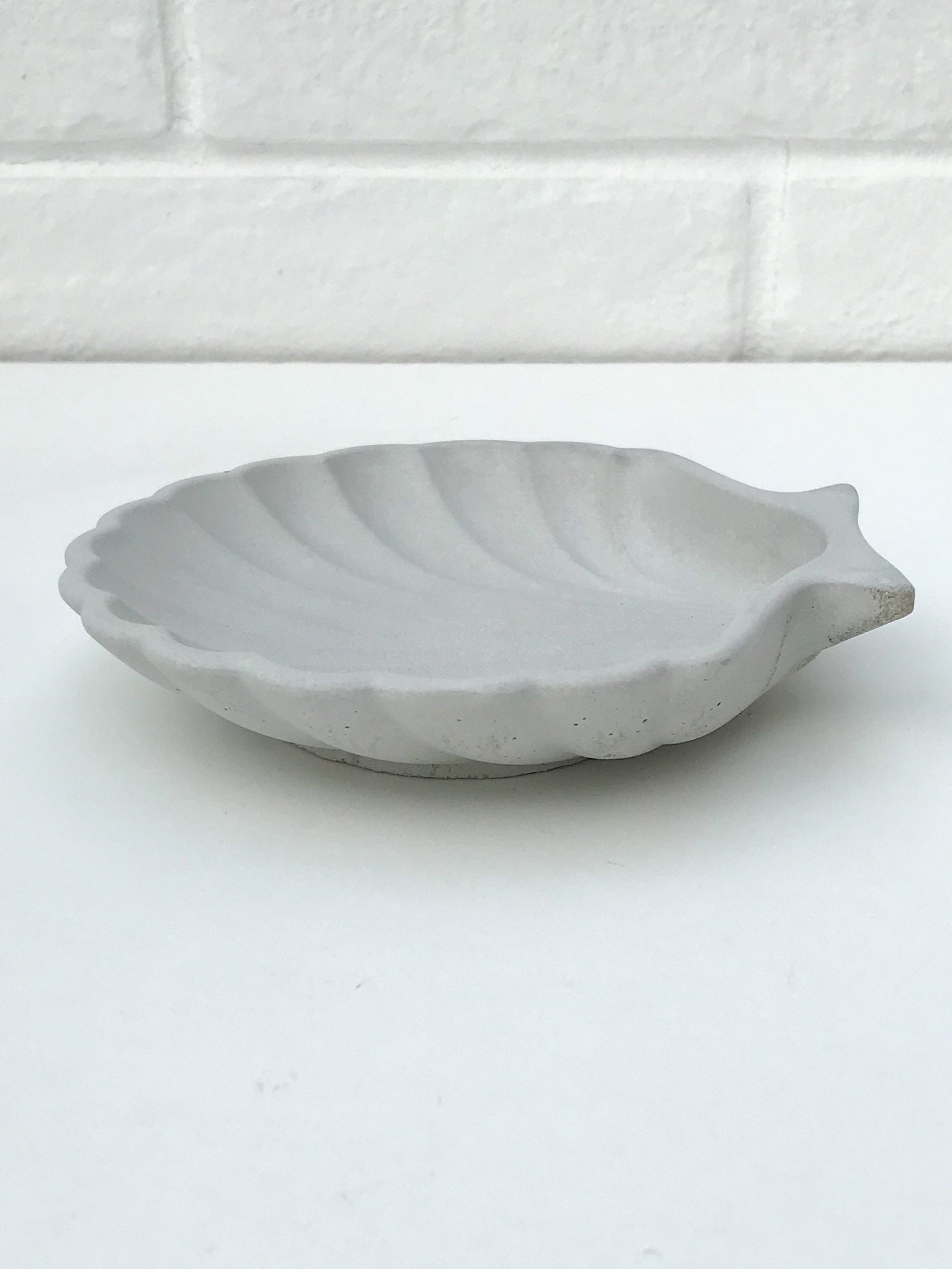 Concrete Clam Shell Dish Trinket Tray - Etsy UK