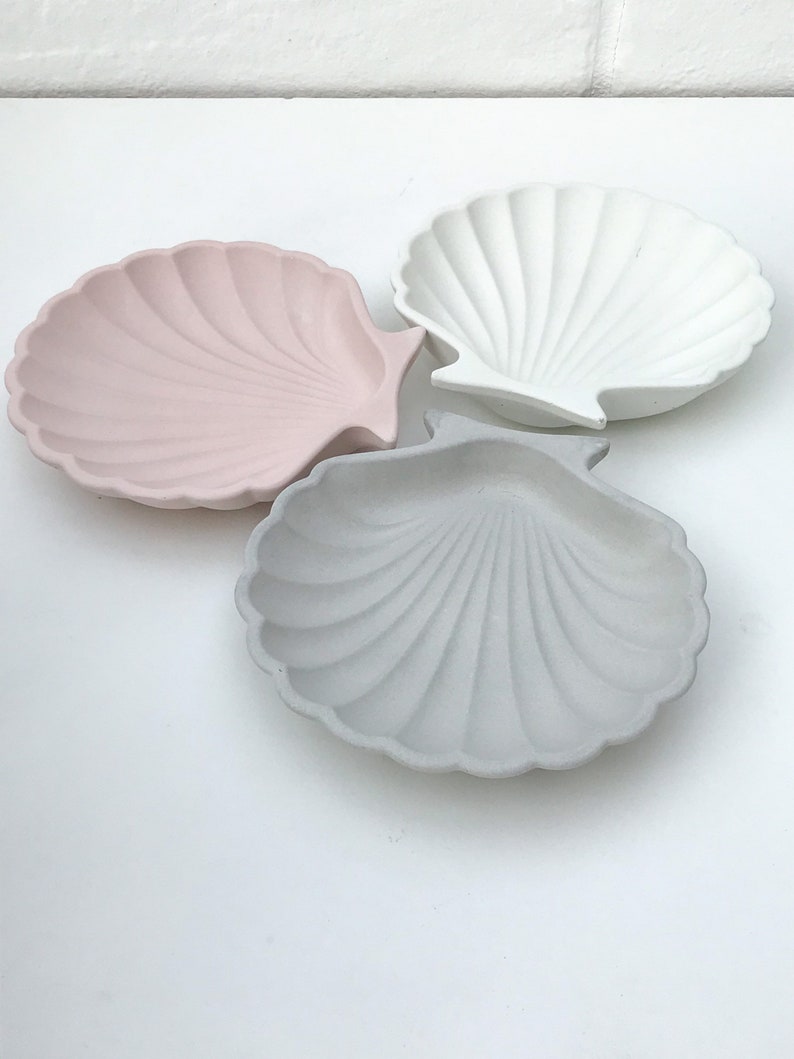 Concrete Clam Shell Dish Trinket Tray - Etsy UK