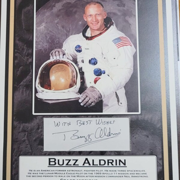 Buzz Aldrin Autograph - Etsy UK