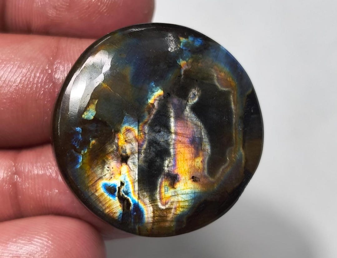 Spectrolite Round Gemstone – Natural Labradorite Cabochon (84.80 Cts ...