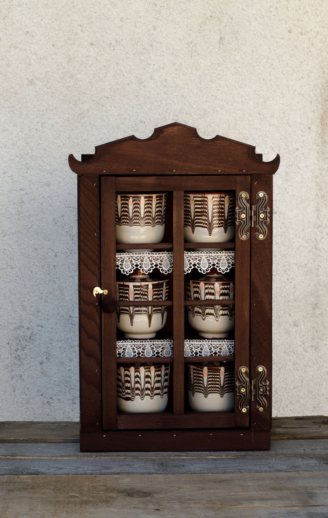 Wooden Dusplay Shelf W/ Ceramic Jars Set Pottery Rack Showcase ...