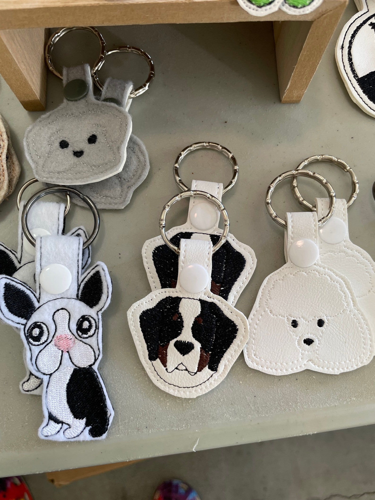 Dog Breed Key Fob- Dog Breeds- Snap Tab- Key Chain- Stocking Stuffer - Etsy