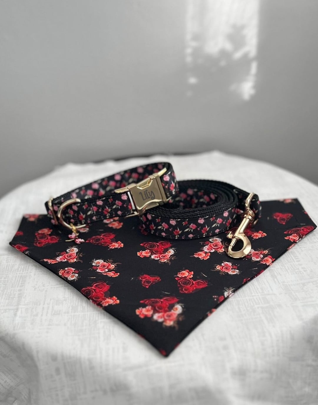 AURORA SET Rose Dog Collar and Leash Set 3 Piece Bandana Dog Collar Set ...