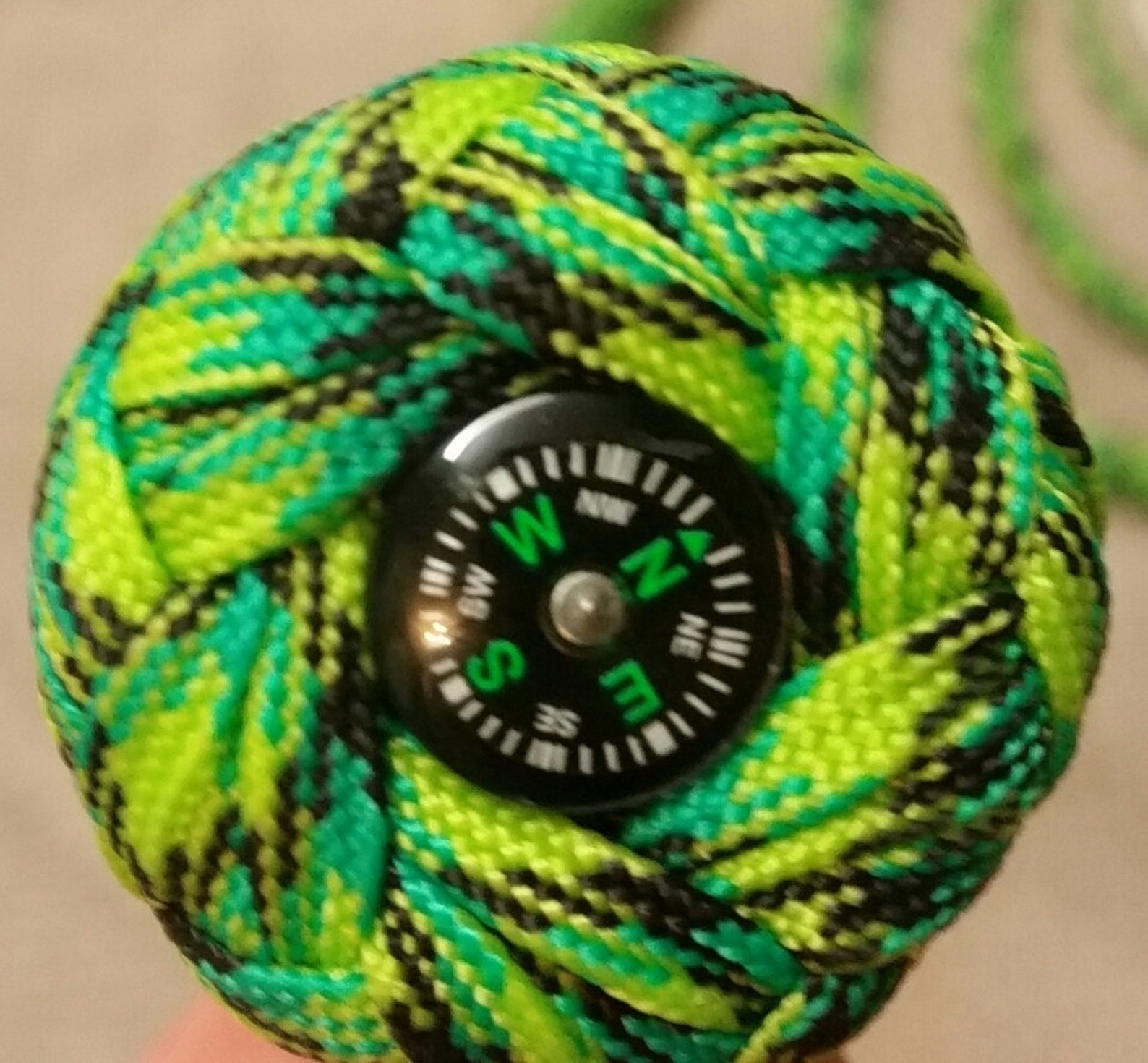 Paracord Zombie Whip 6.5 Ft Fully Waxed Shot Core and Compass - Etsy