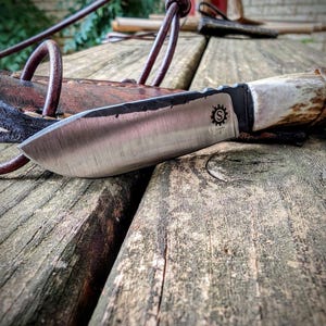 Patch Knife / Neck Knife Frontier Style With Antler and Leather - Etsy