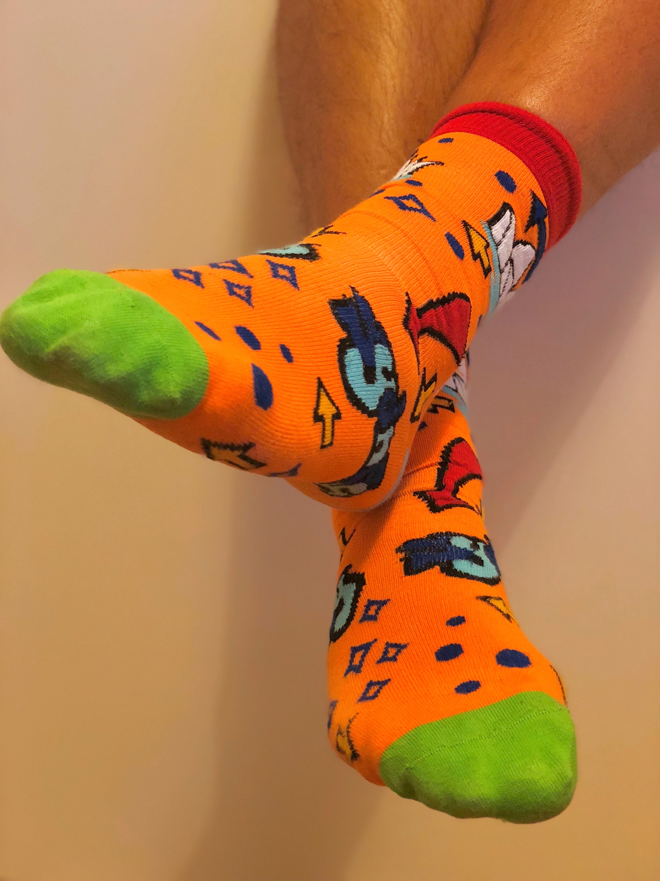 SYDNEY GRAFFITI Spray Art SOCKS for Men and Women Colorful Happy Unique ...