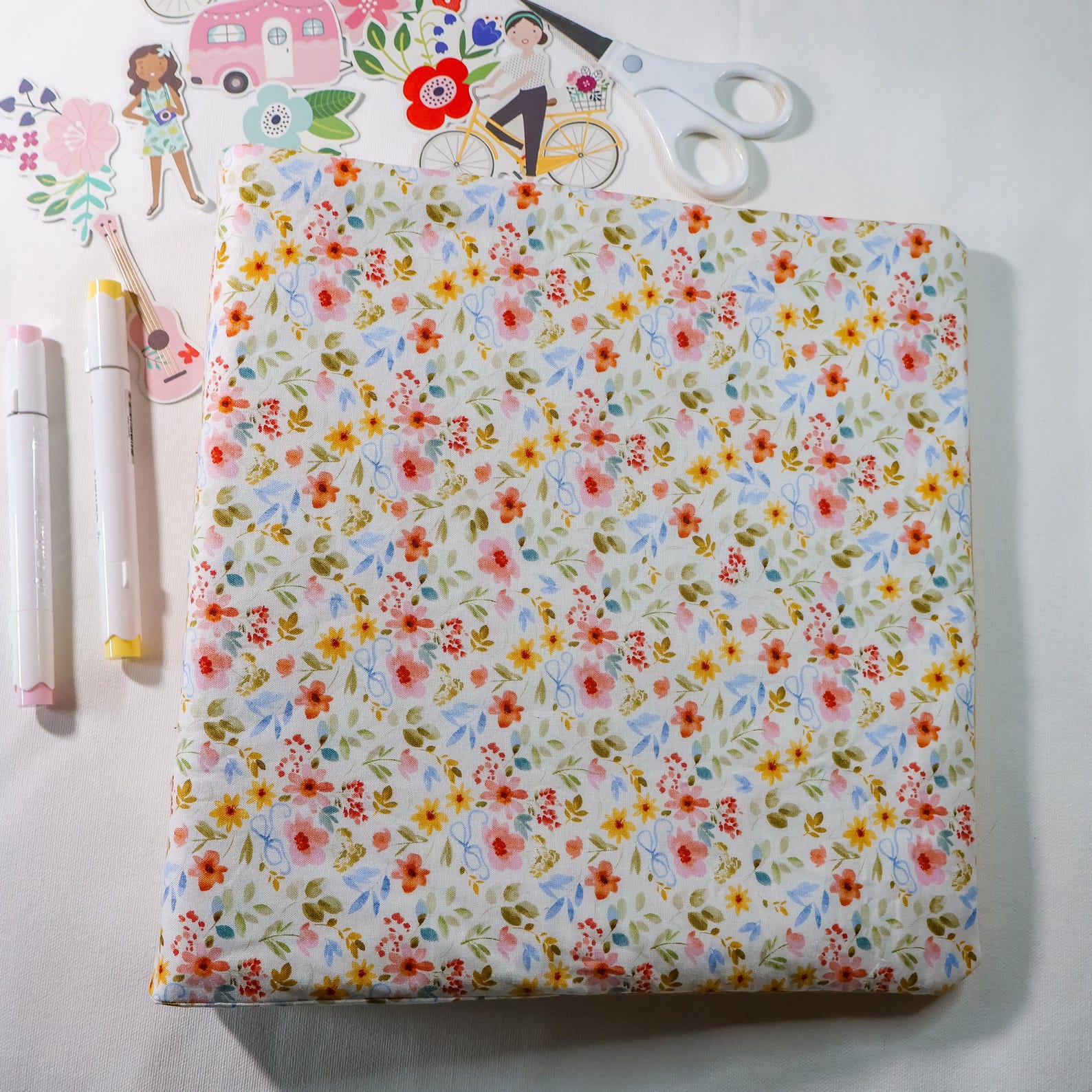 Handmade Scrapbook Album With Customizable Fabric and Embroidery - Etsy