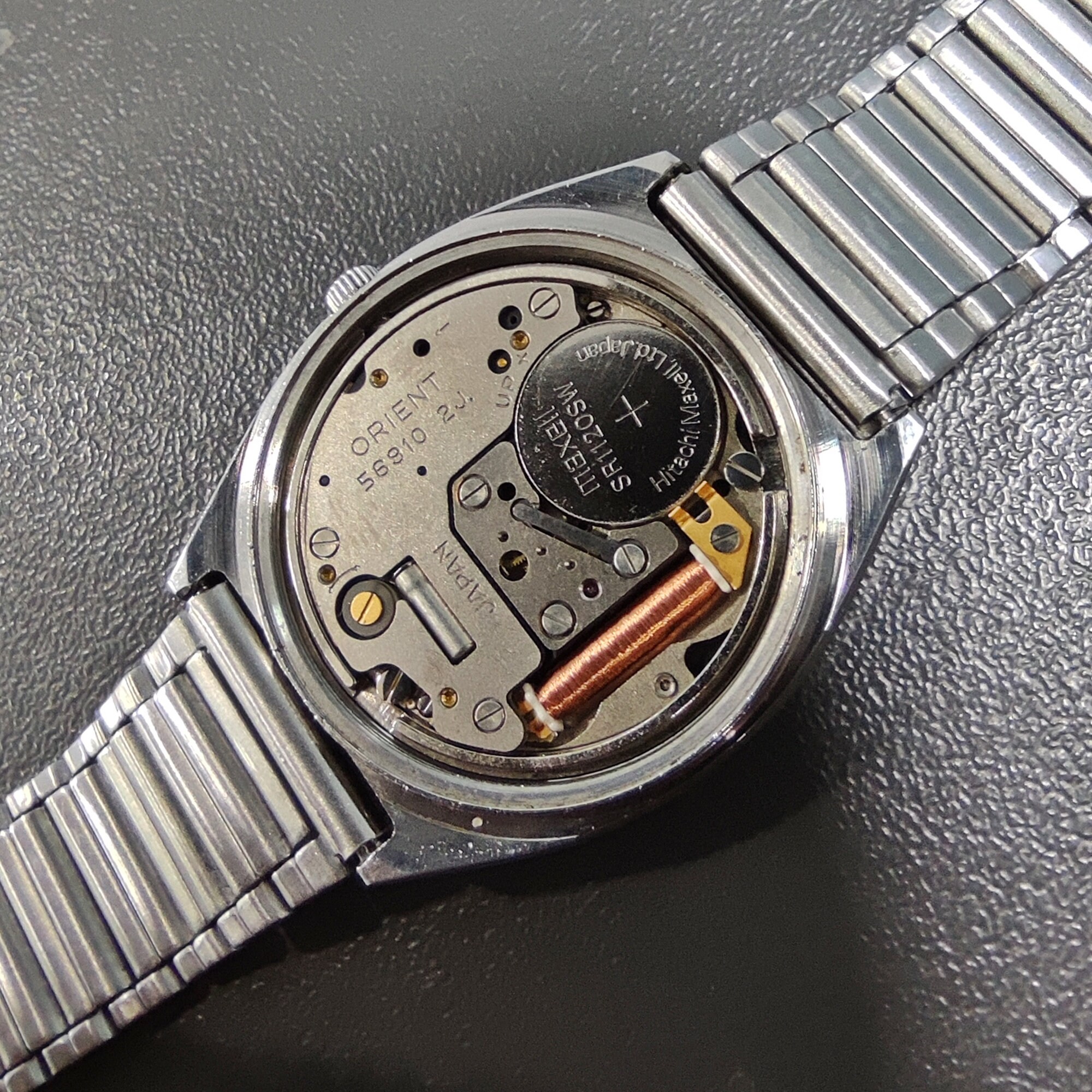 Orient Quartz 1980's Vintage Japanese Men's Watch | Etsy