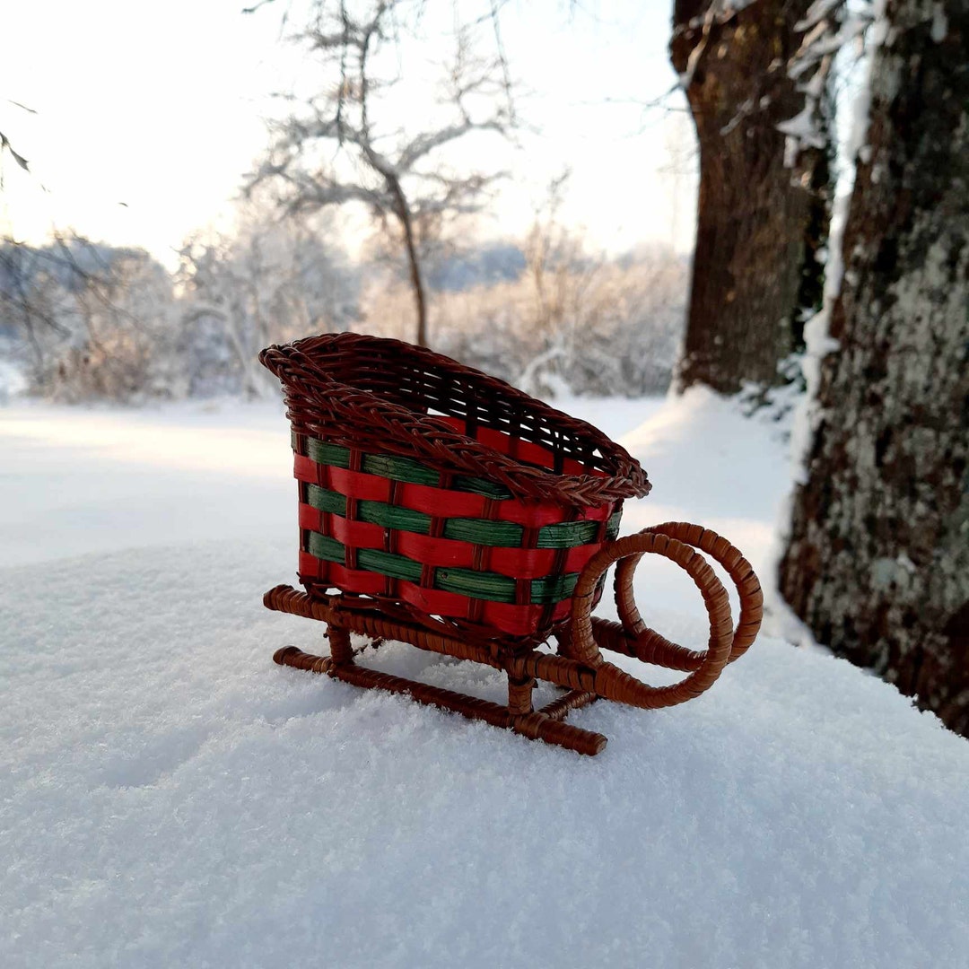 Vintage Christmas Woven Sleigh Basket, Holiday Decor - Etsy
