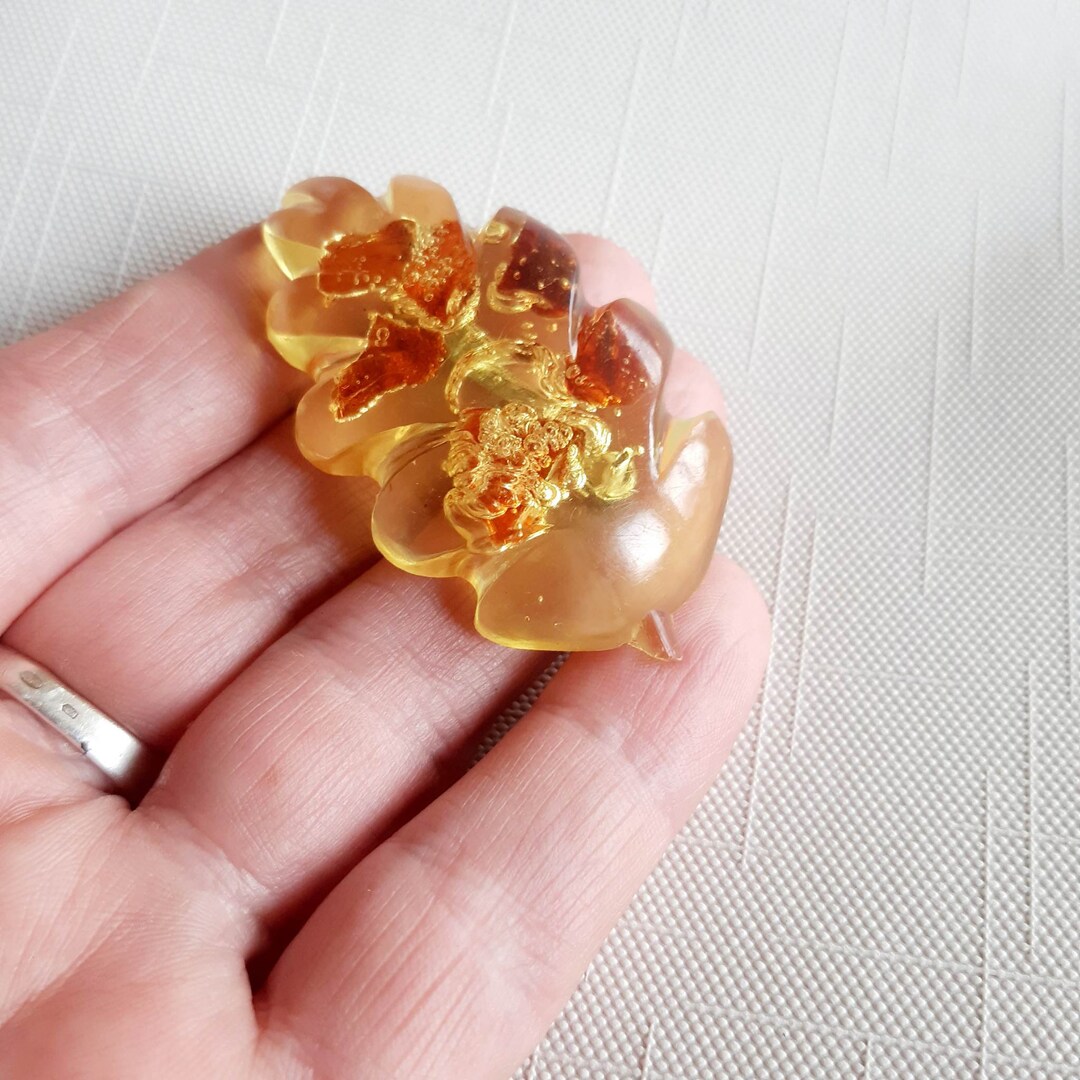 Oak Leaf Plastic Brooch, Plastic Jewelry, Retro Brooch, Plastic Oak ...