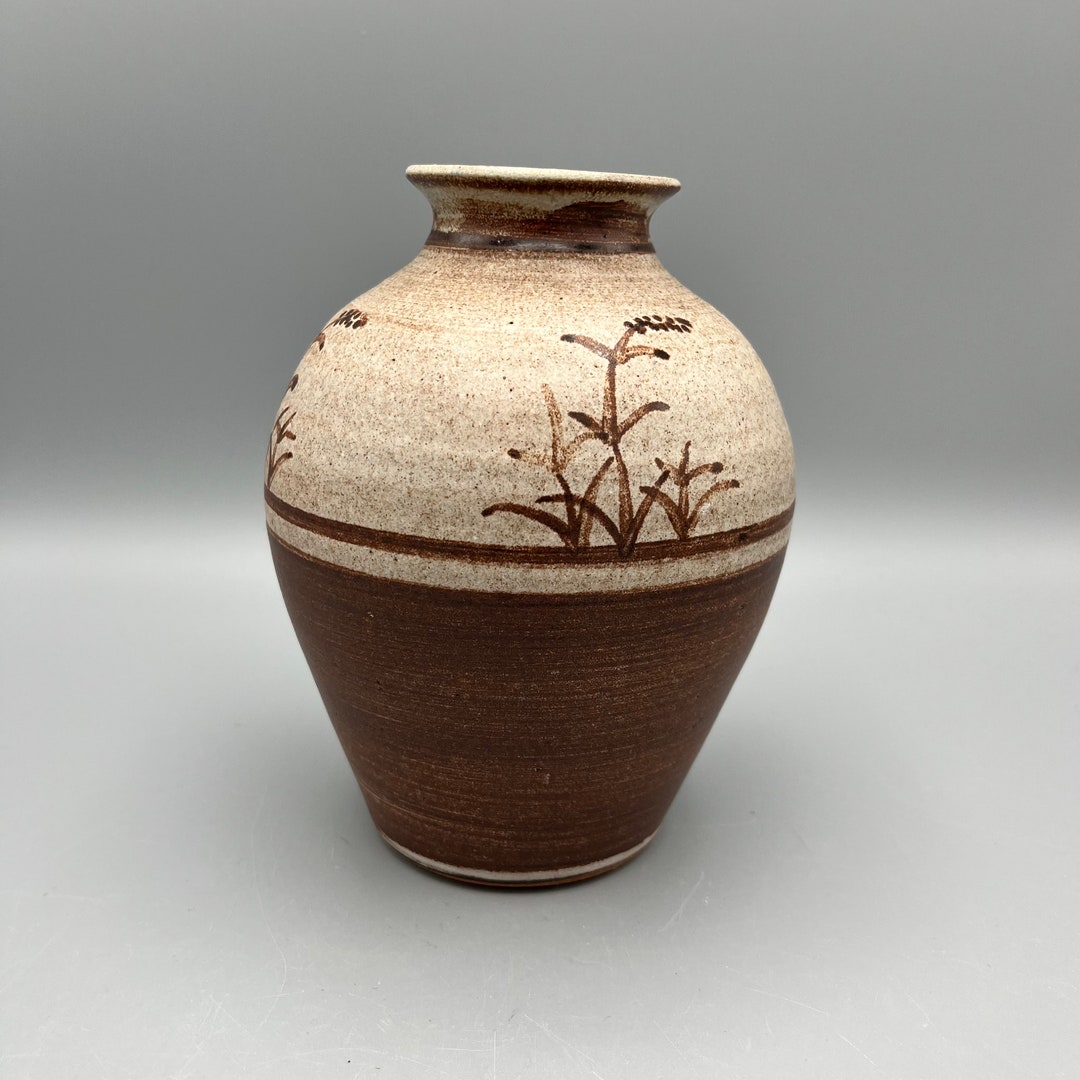 Peter Newland Stoneware Vase - Etsy