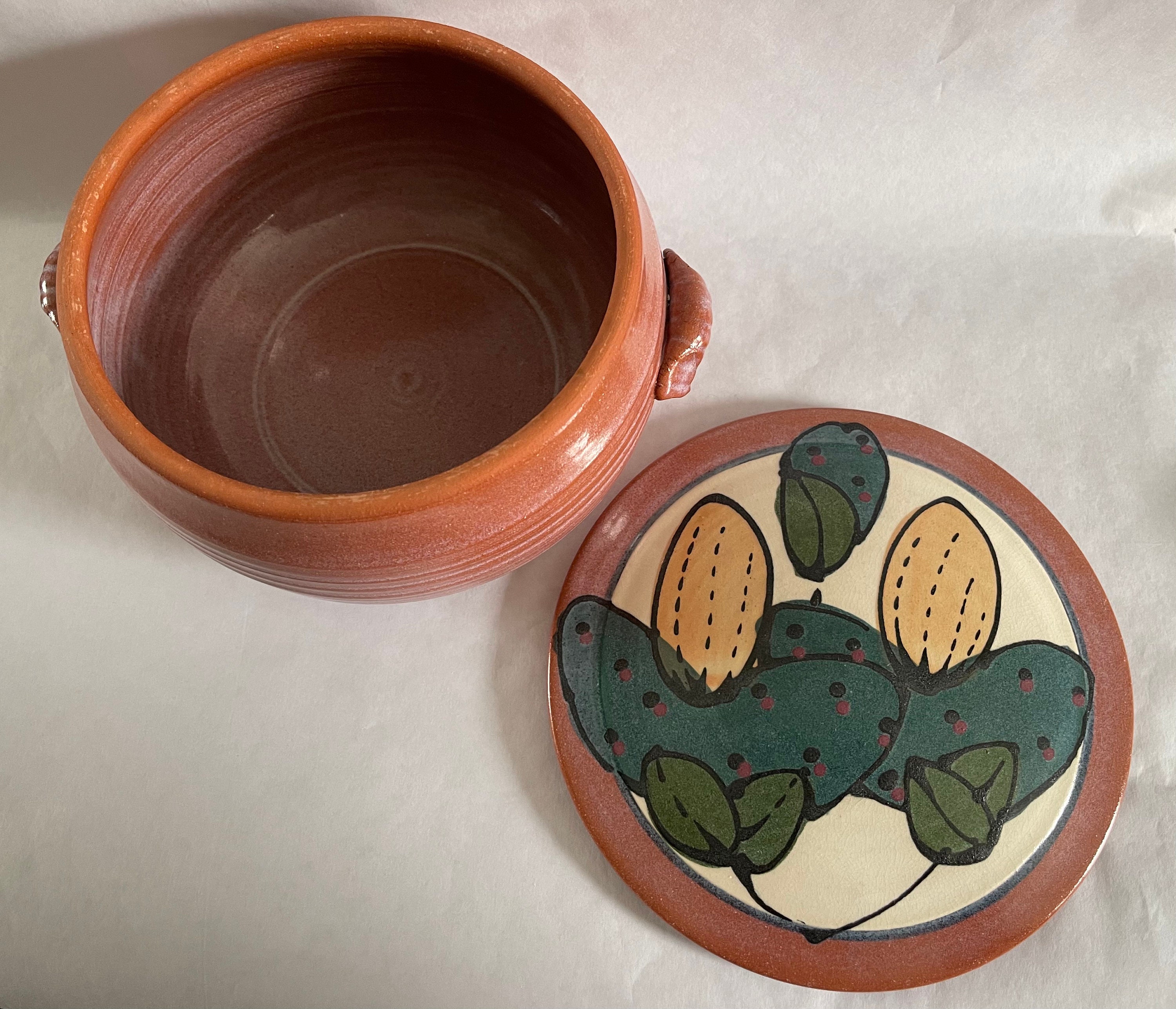 Vintage Handmade Pottery Crock/ Soup Taurine | Etsy