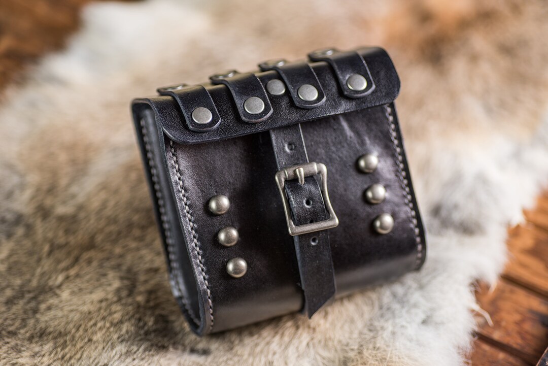 Handmade Leather Belt Pouch - Etsy