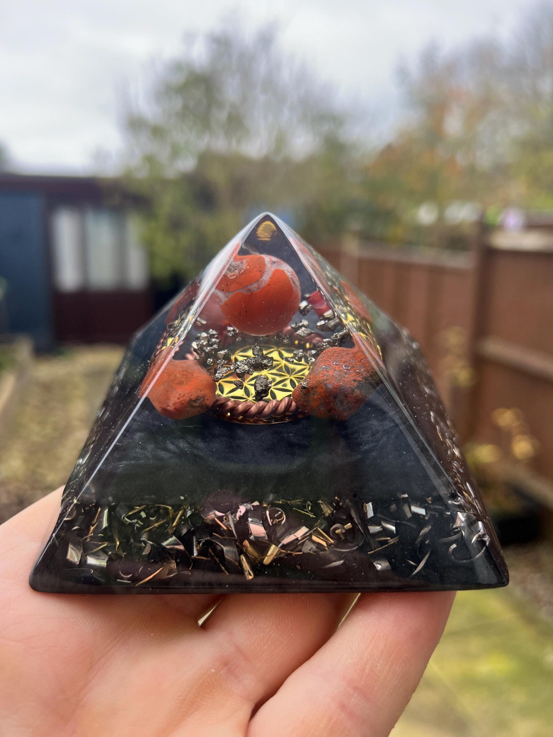 Orgonite® Pyramid Orgone Energy Pyramid Agate Crystals,tensor Ring ...