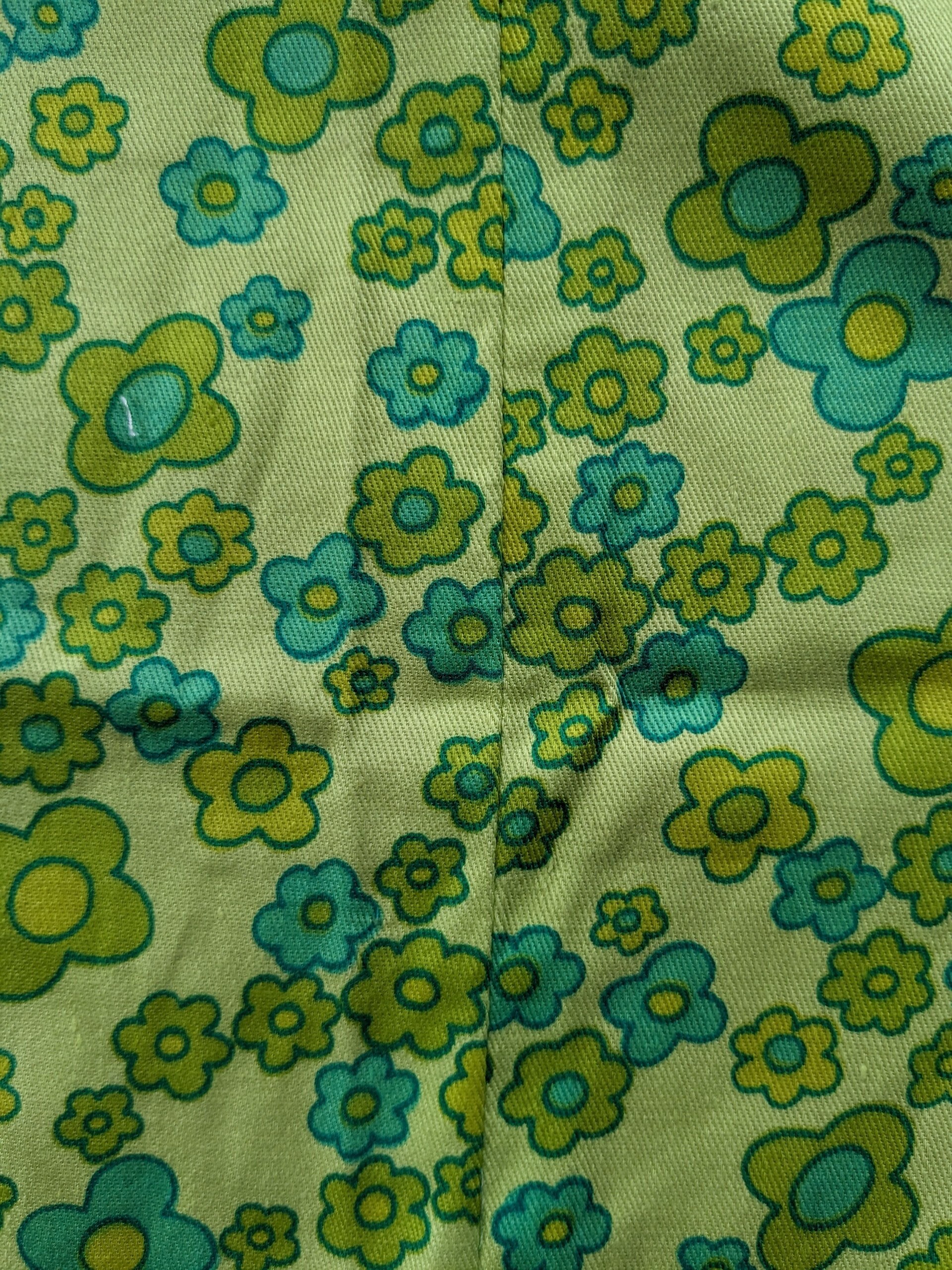 Vintage Green Retro Flower Fabric, Shabby Chic Vintage Floral Fabric ...