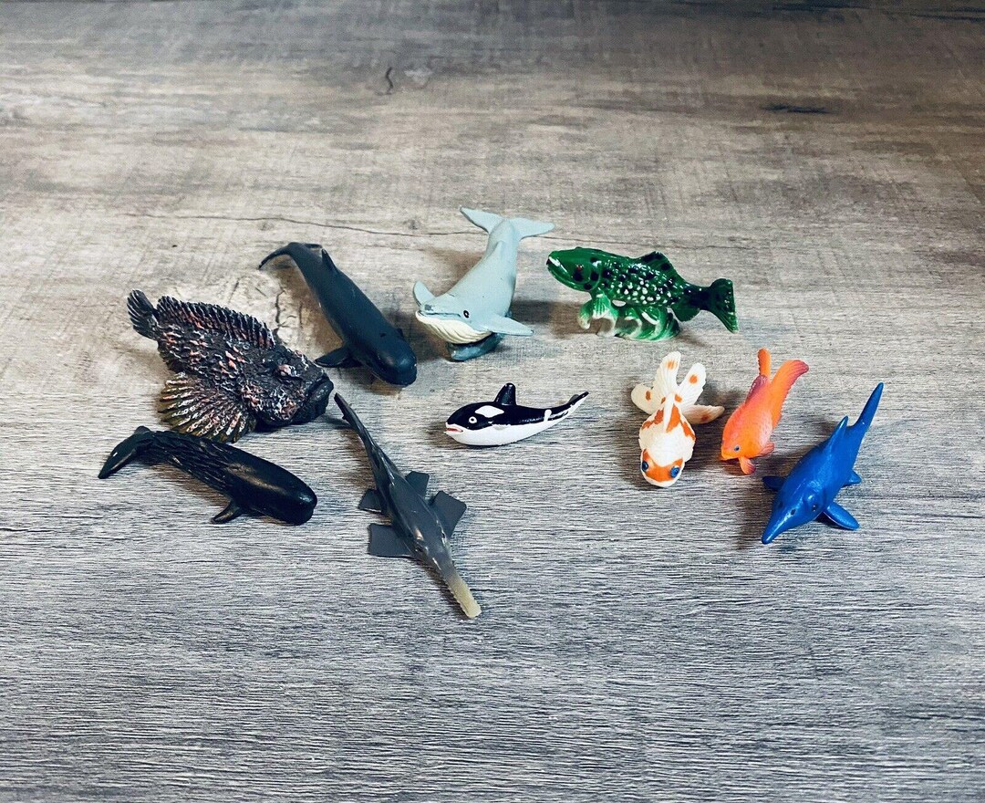 10 Assorted Vintage Whales Swordfish Pilot Whale Pvc Figures Cake ...