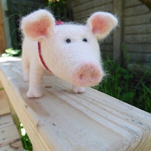 Needle Felted Pig, Miniature Wool Animal Figurine - Etsy