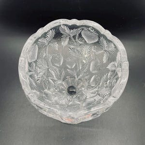 Antique Cambridge Crystal Glass Inverted Strawberry Footed Vase ...