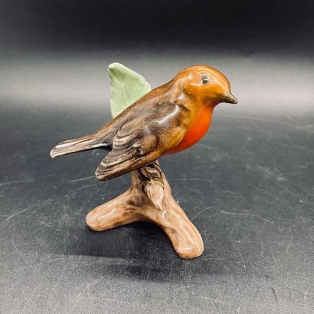 Vintage Porcelain Red Robin on Branch Figurine Hummelwerk Goebel W ...