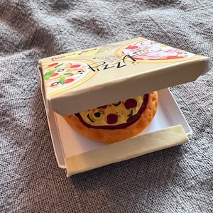 Miniature Pizza Box, Mini Pizza, Miniature Food, Dollhouse Pizza, Toy ...