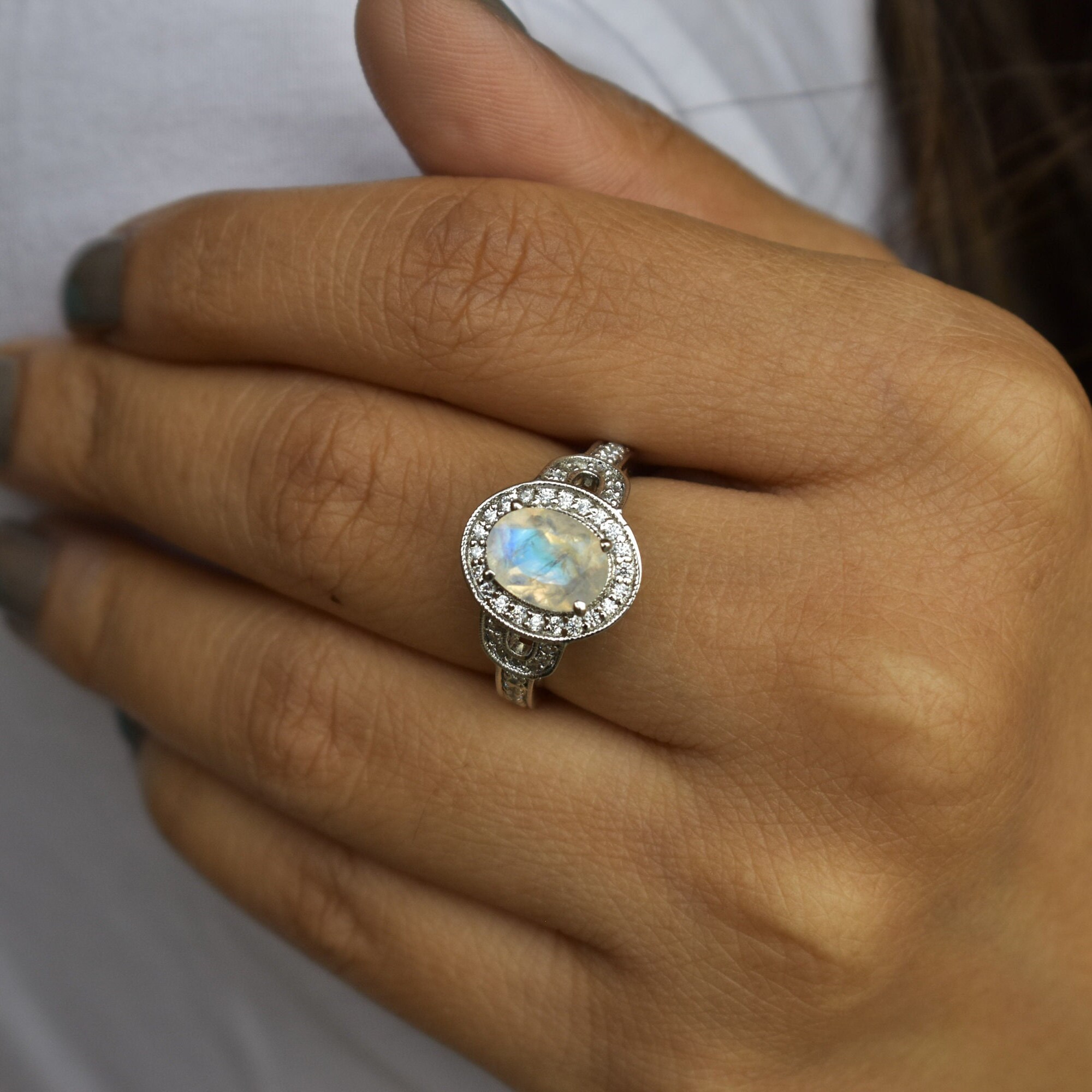 Vintage Style Natural Moonstone Ring 2ct Oval Cut Rainbow - Etsy