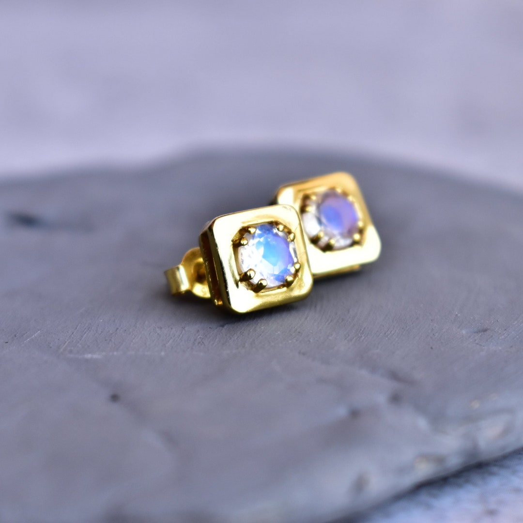 Natural Blue Sheen Moonstone Earrings, Rainbow Moonstone Studs Earrings ...