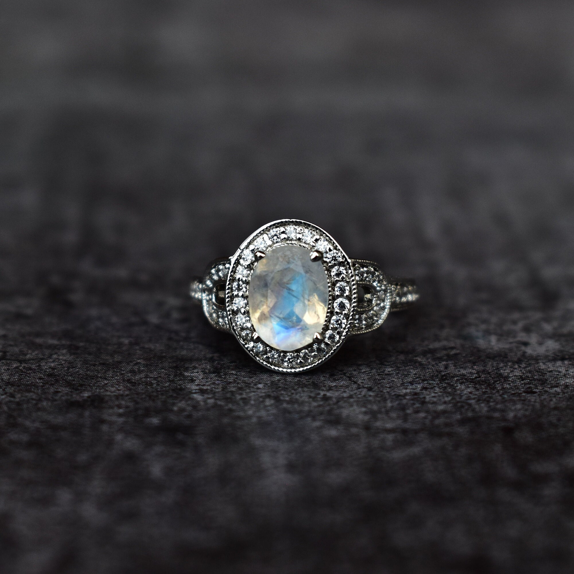 Vintage Style Natural Moonstone Ring 2ct Oval Cut Rainbow - Etsy