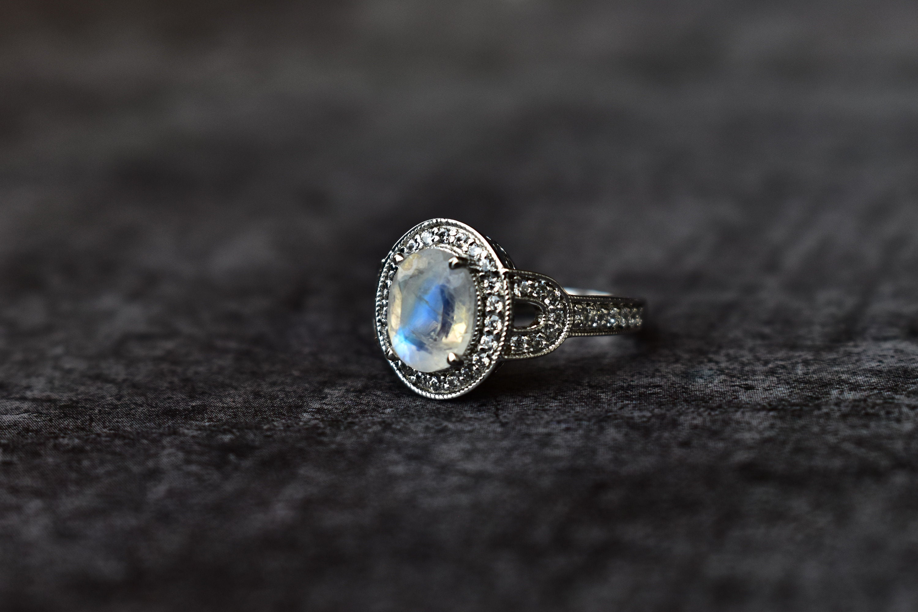 Vintage Style Natural Moonstone Ring 2ct Oval Cut Rainbow | Etsy