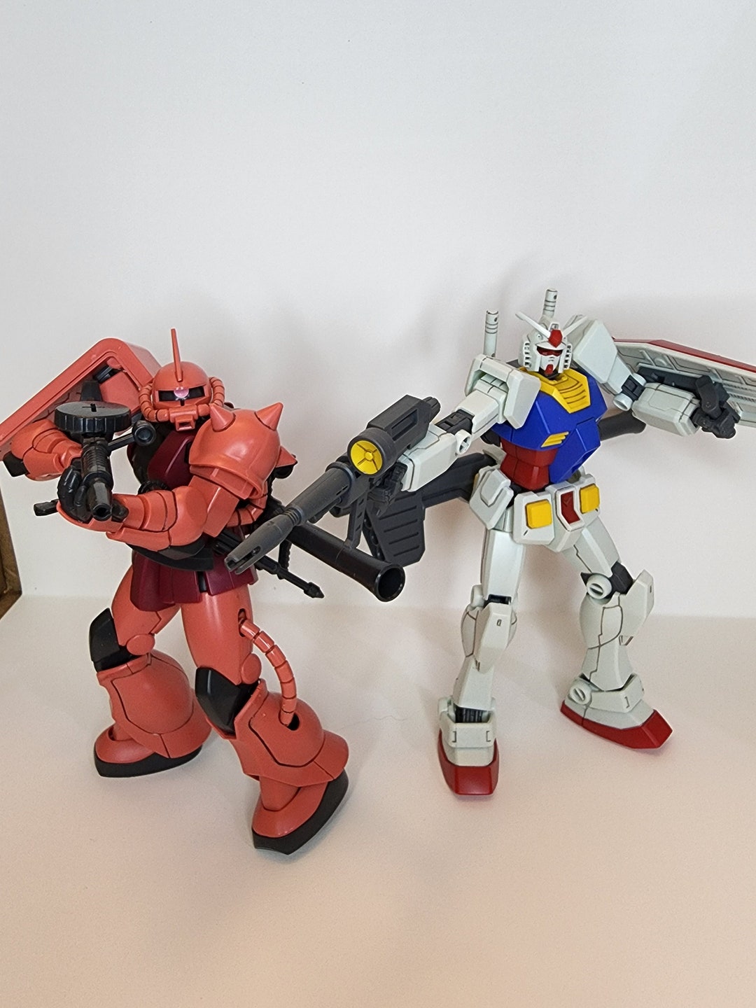 Hg 1/144 Scale Rx-78 Vs Char's Zaku II Red Custom - Etsy UK