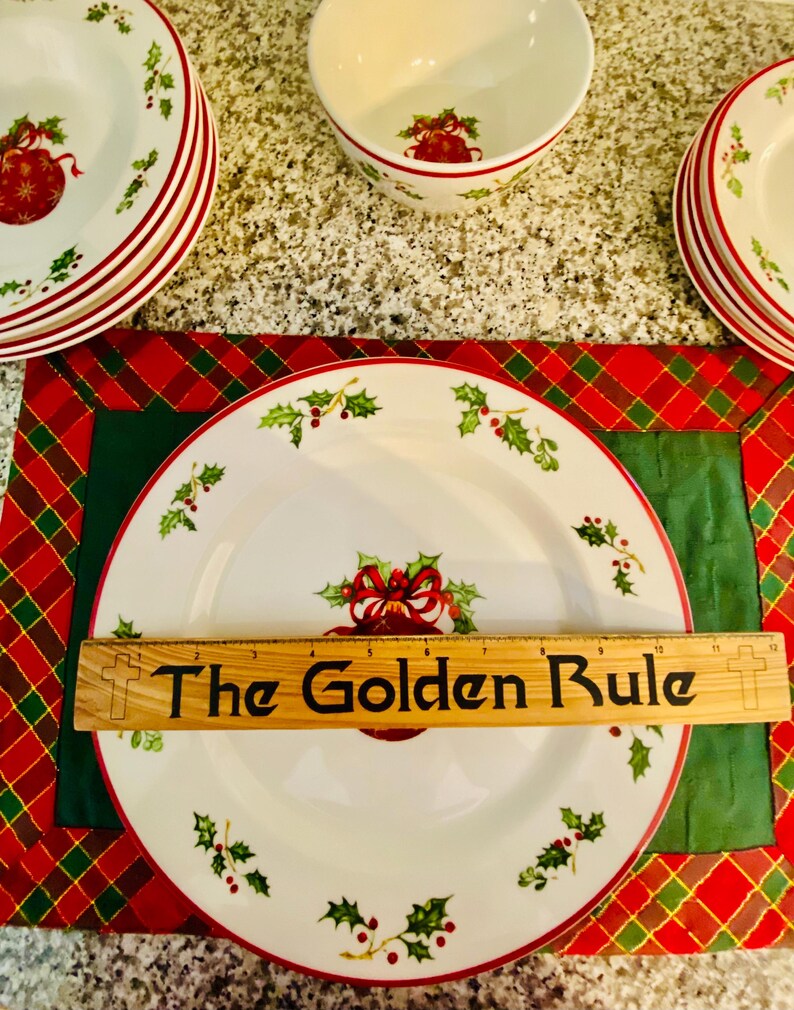 Christopher Radko HOLIDAY CELEBRATIONS Christmas Dinnerware - Etsy