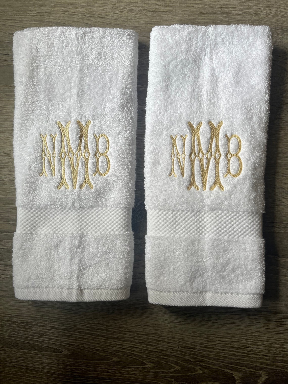 Monogrammed Hand Towel - Etsy
