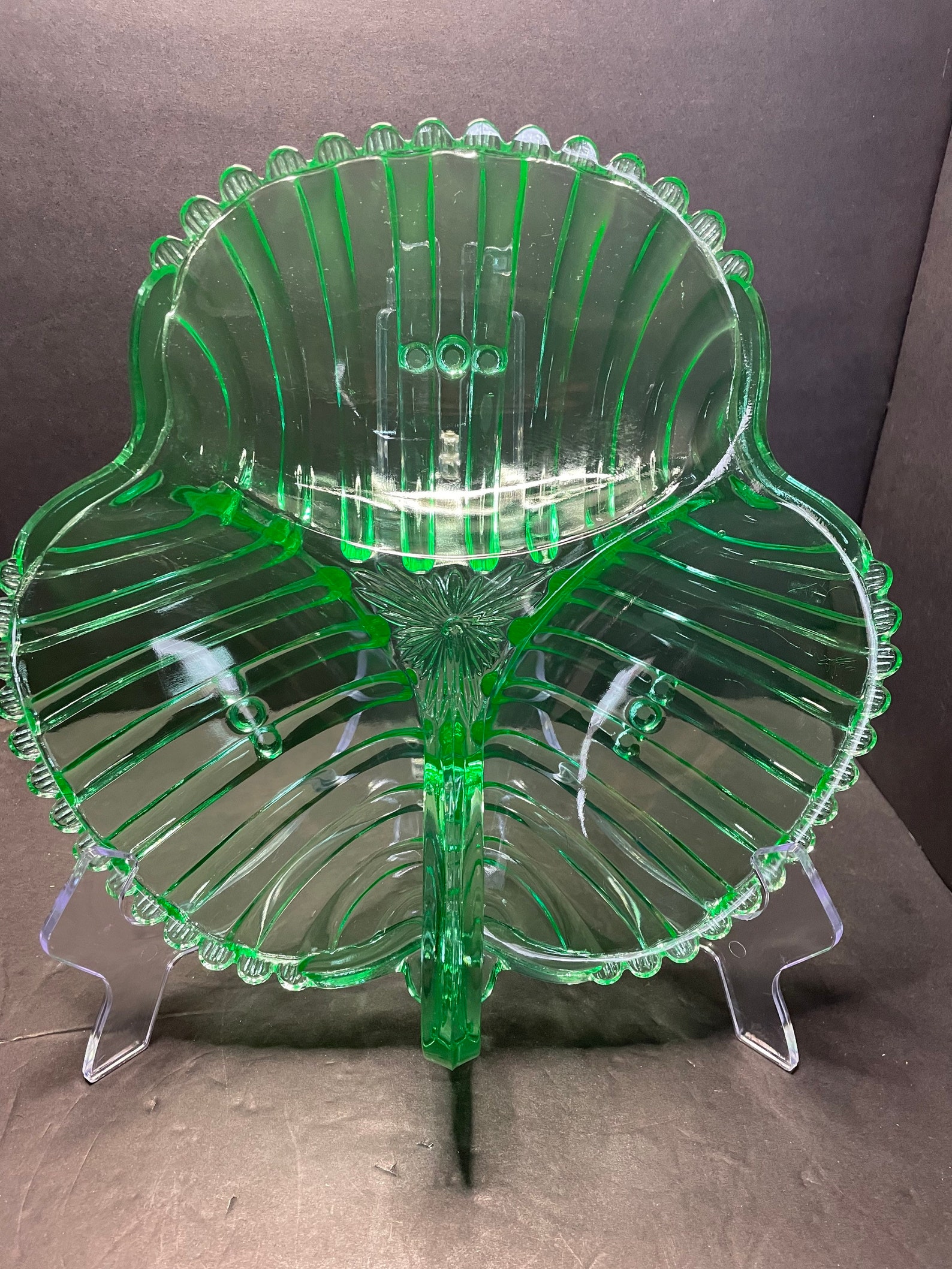 Uranium Glass Divided Relish/nut/condiment Dish Made by Diamond - Etsy